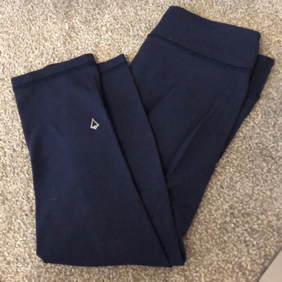 Ivivva | Pants & Jumpsuits | Ivivva Crop Blue Leggings | Poshmark